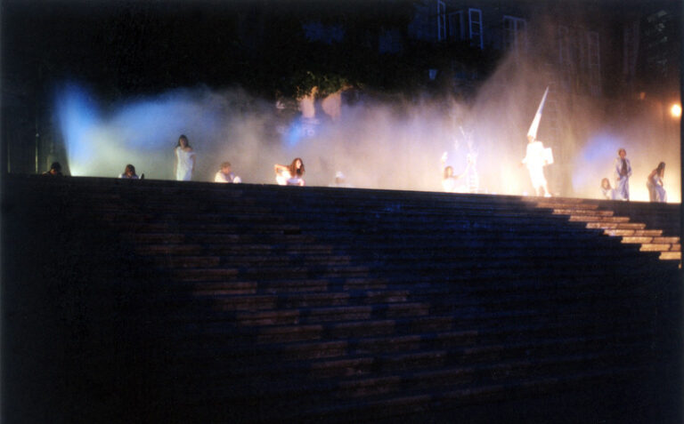 Primeiro movemento: para figuras brancas – Archivo Artea: artes vivas ...