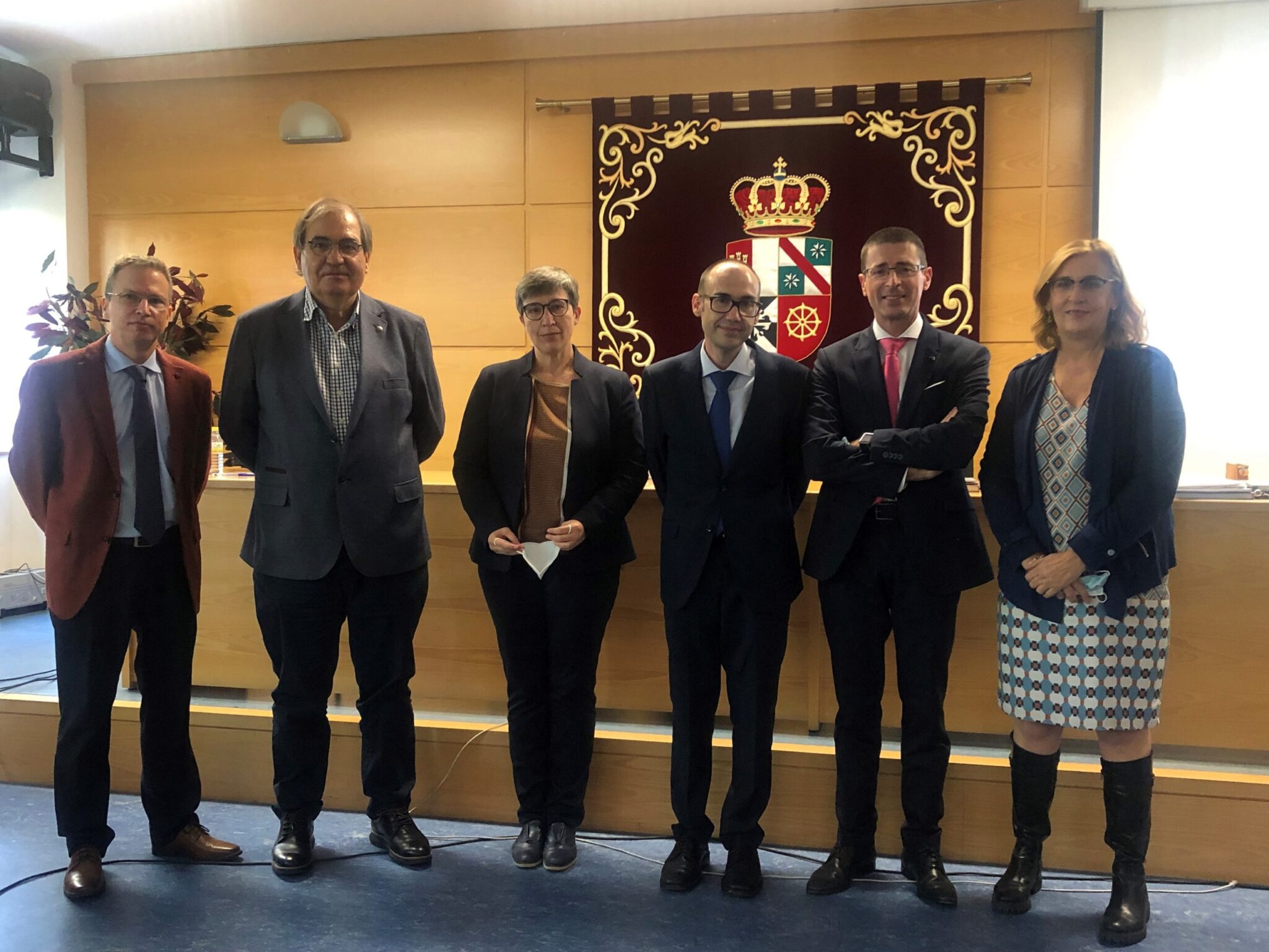 DAVID CÓRCOLES, TITULAR DE UNIVERSIDAD | International and Spanish ...